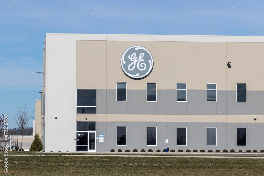 GE Additive plant. General Electric will break up into three companies ...