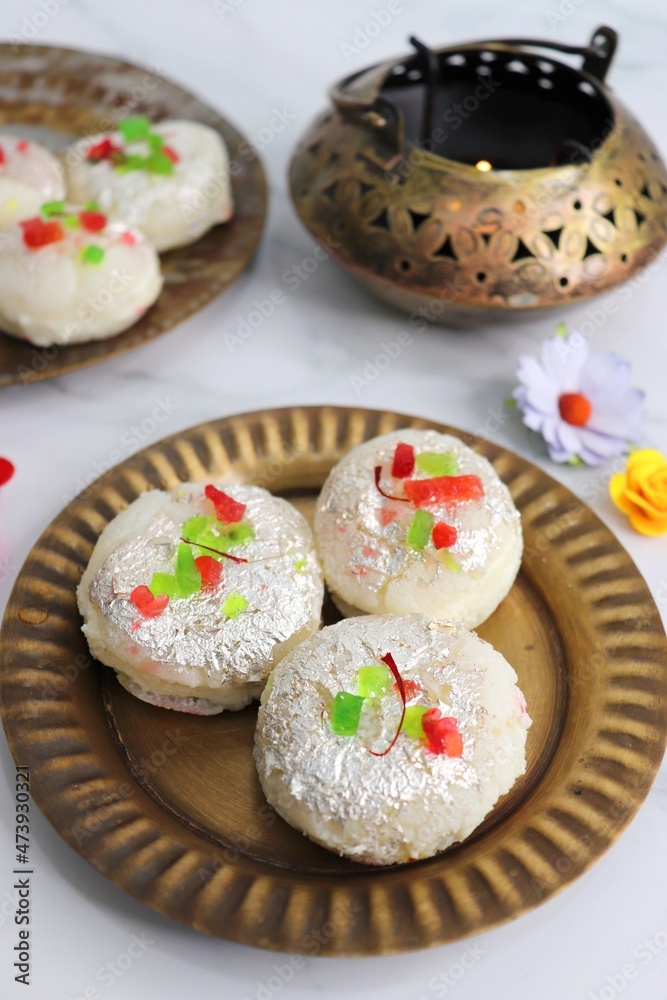 Rasmalai or Malai Sandwich, Roshmolai, Rasamalei is very popular Indian ...