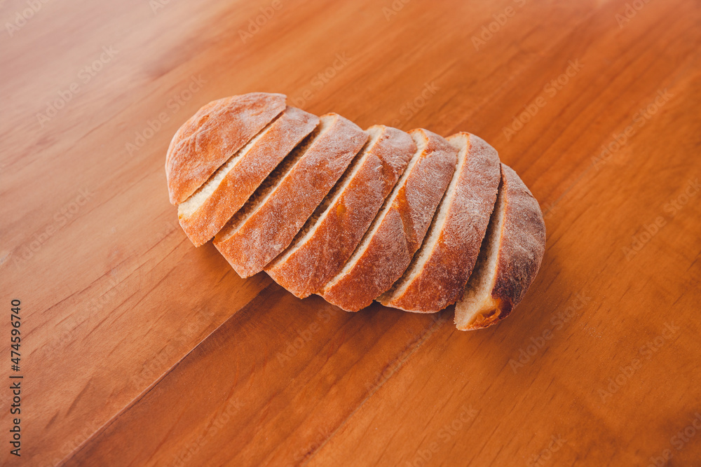 Pan Español hecho con masa madre. Nutritivo y casero. Stock Photo ...