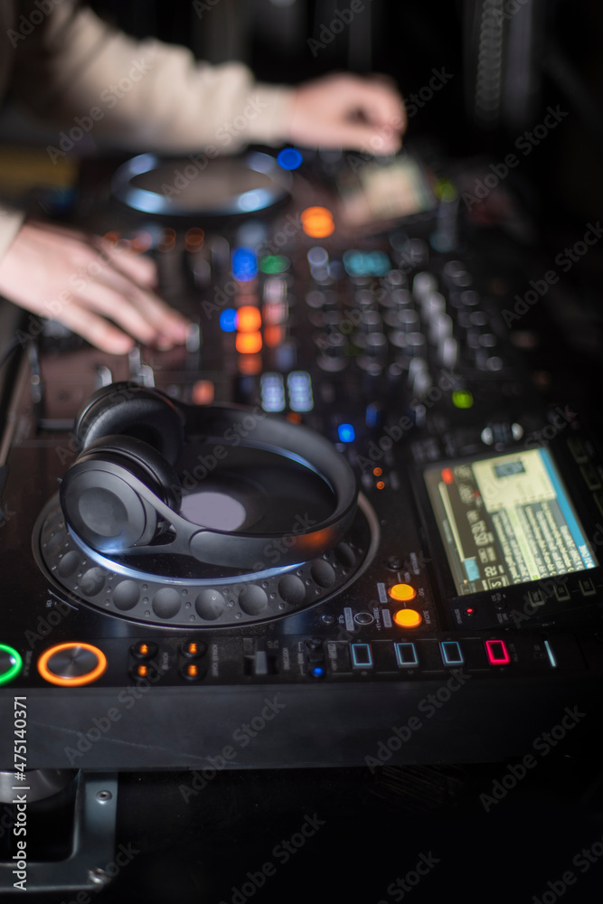 Photo & Art Print dj the console, Aliaksei