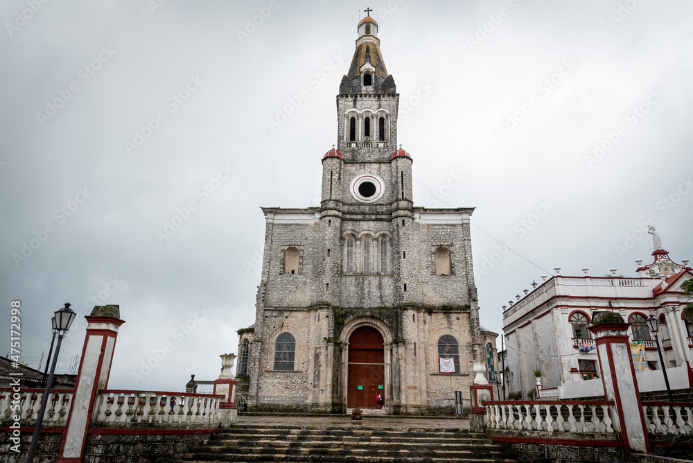 Iglesia Católica En El Pueblo Mágico De Cuetzalan En Puebla México