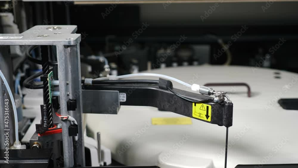 Modern medical laboratory. Automated medical analysis process. Tech ...