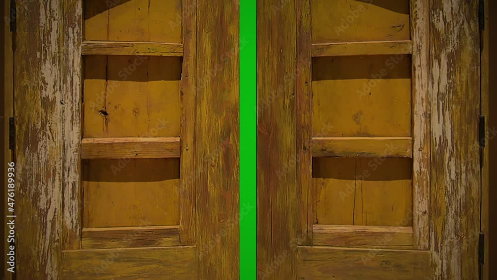 animation - old wooden door opening to green screen ,chroma key Stock ...
