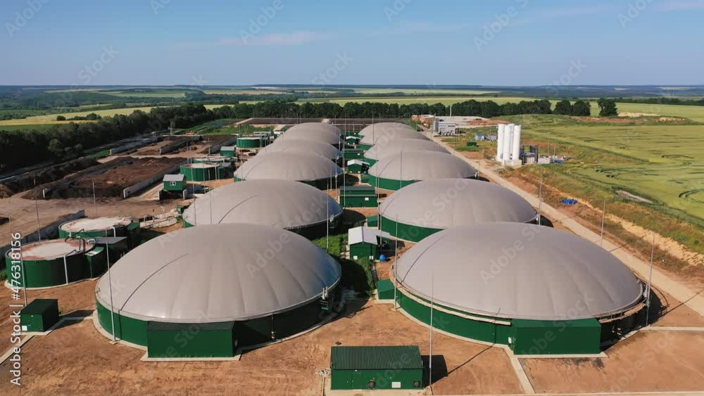 Innovative storage tanks for bio gas. Up-to-date plant for producing ...
