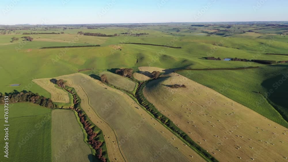 Making and growing hay and silage in Australia. with tractors and ...