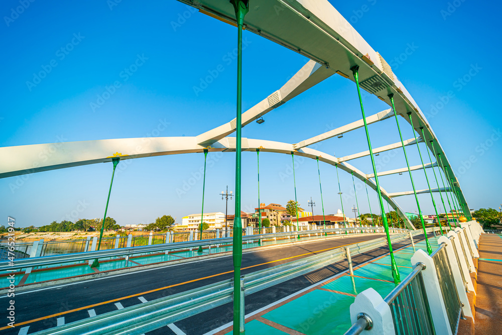 Chan Palace Bridge over the Nan River (Wat Phra Si Rattana Mahathat ...