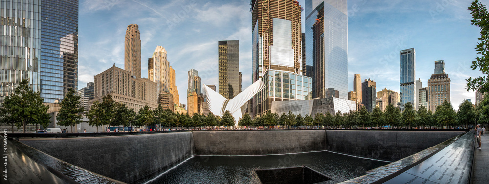 Iconic One World Trade Center memorial in downtown Manhattan Stock ...
