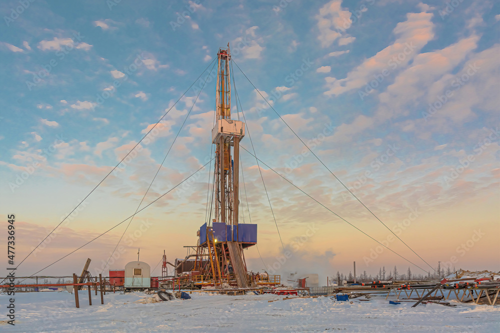 Drilling wells in the winter at an oil and gas field in the Arctic ...