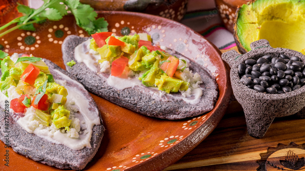 Comida típica mexicana, tlacoyo. Stock Photo | Adobe Stock