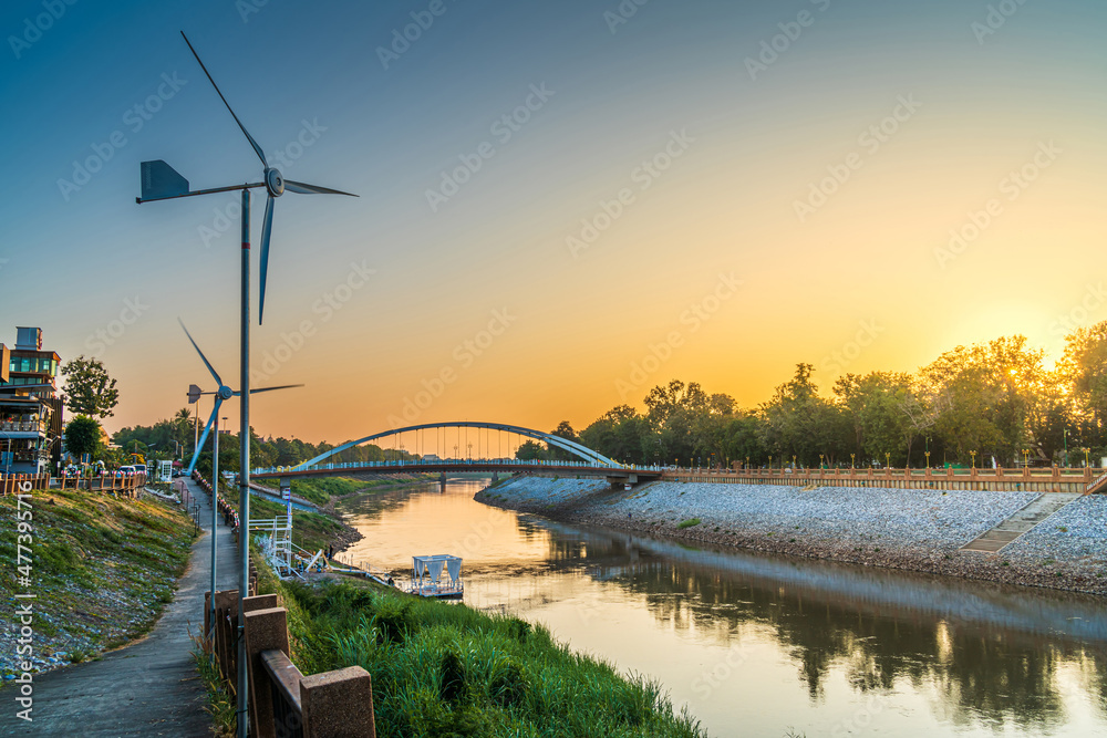 Chan Palace Bridge over the Nan River (Wat Phra Si Rattana Mahathat ...