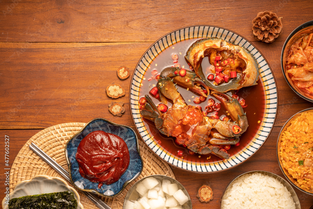 Korean Soy Sauce Pickled Crab, Fresh raw crabs marinated in a mild soy ...