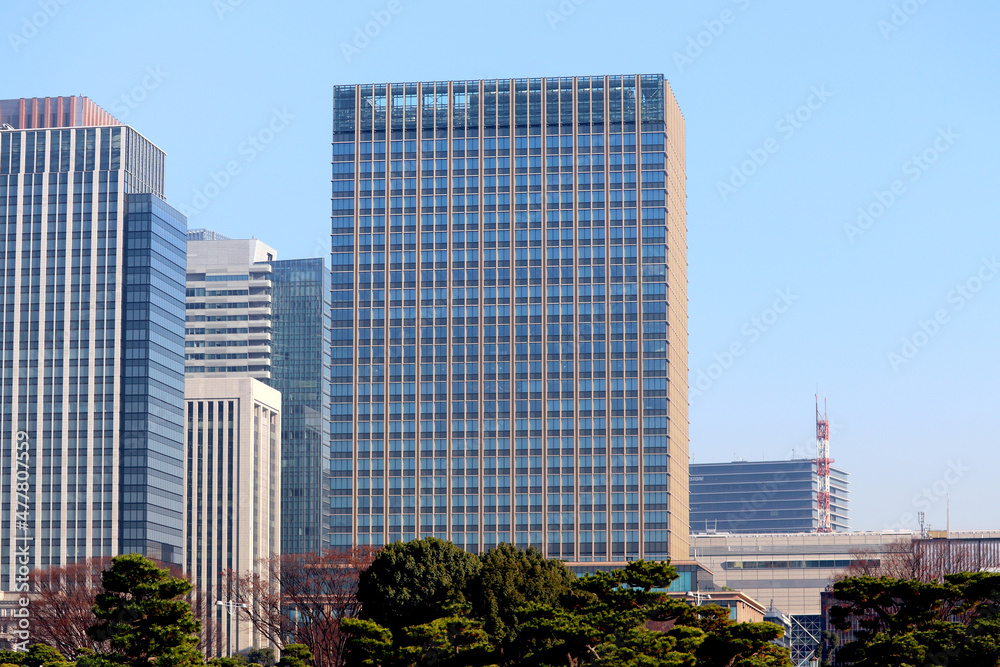 丸の内二重橋ビル（三菱重工業、三菱マテリアル本社など） / Marunouchi Nijubashi Building. It houses ...