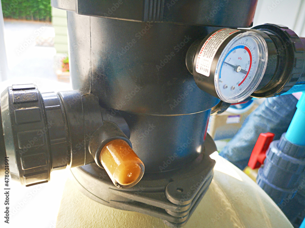 Clear the sand filter of the pool.Service and maintenance of the pool ...