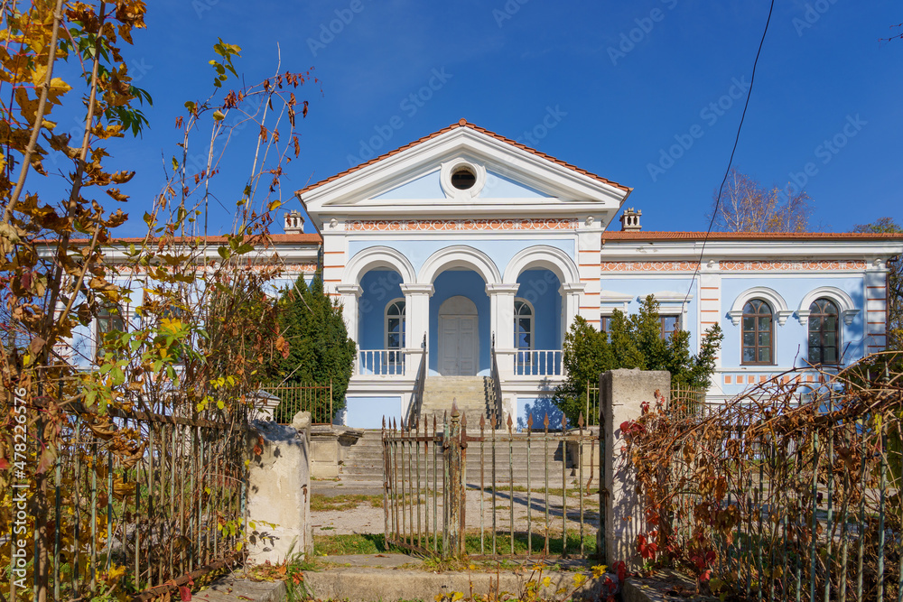 Classical Russian architecture of the 19th century with typical bas ...