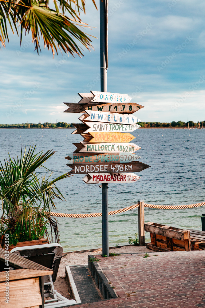 Wegweiser am Strand Stock Photo | Adobe Stock