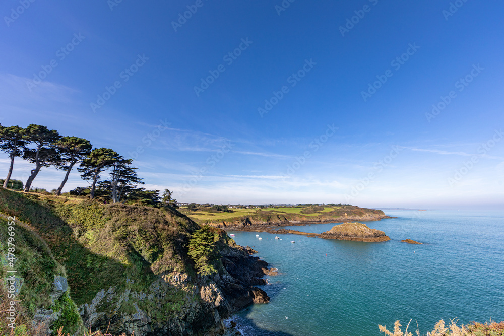 Saint-Marc beach in Treveneuc, near Saint-Quay Portrieux, Brittany ...
