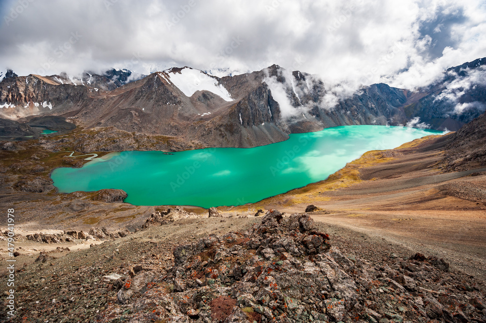 Foto de Panorama landscape mountain scenery of Beautiful landscape of ...
