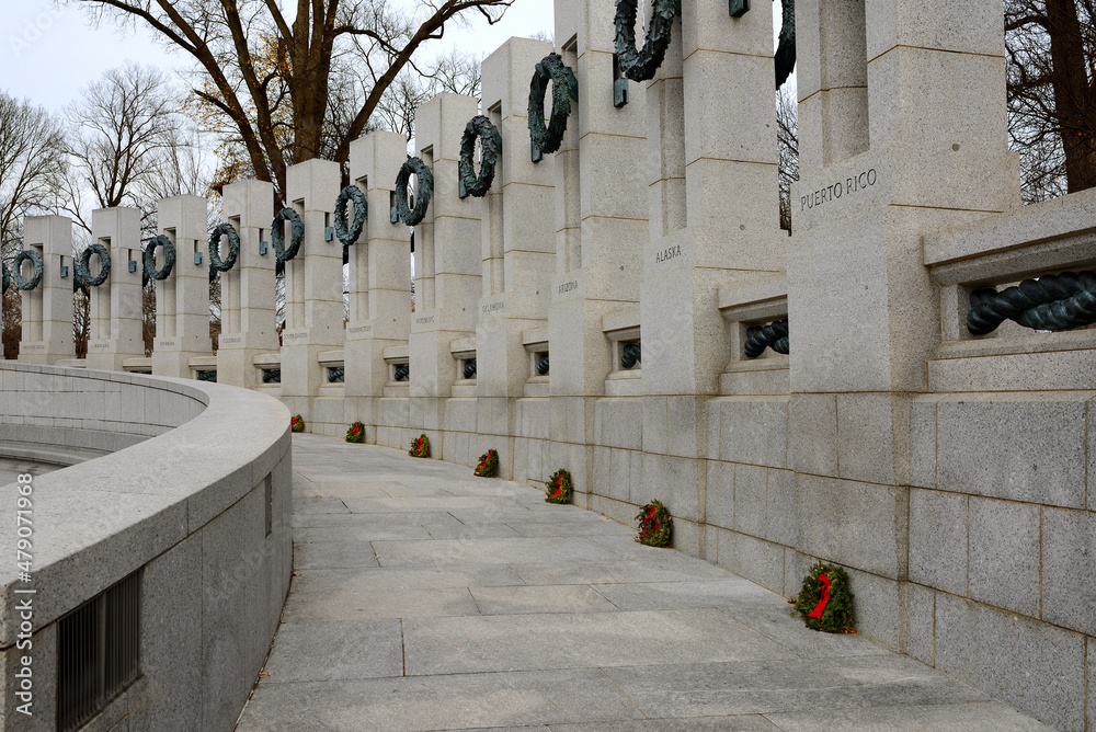 National World War II Memorial in Washington, D.C. Pillars ...