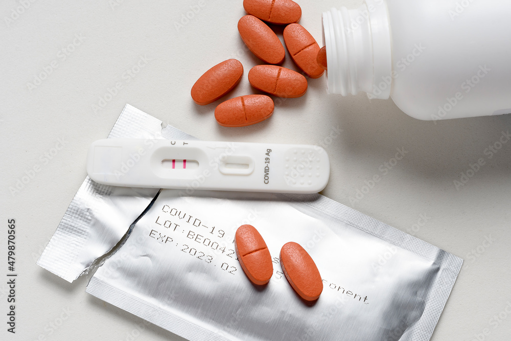 rapid test Covid-19 ag, positive result, tablets next, treatment for ...