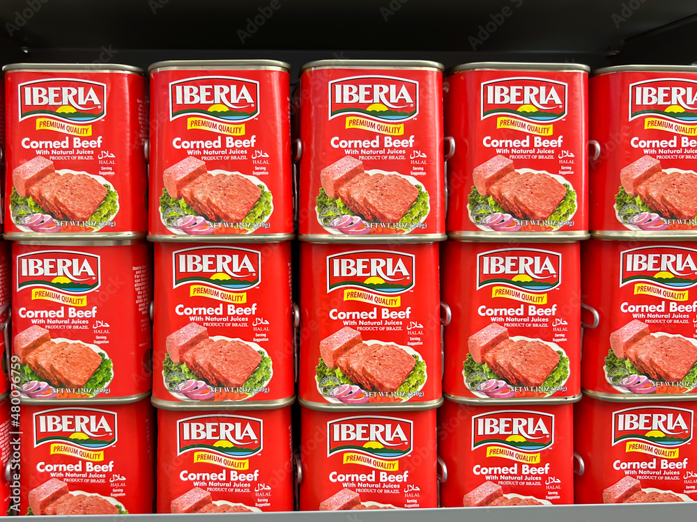Orlando, Fl, USA - January 12, 2022: Iberia Corned Beef, 12 oz cans on the shelf in a ...