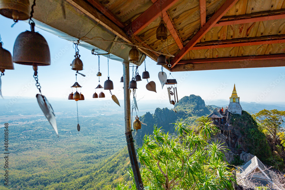 Wat Chaloem Phra Kiat Phrachomklao Rachanusorn in Lampang, Thailand ...