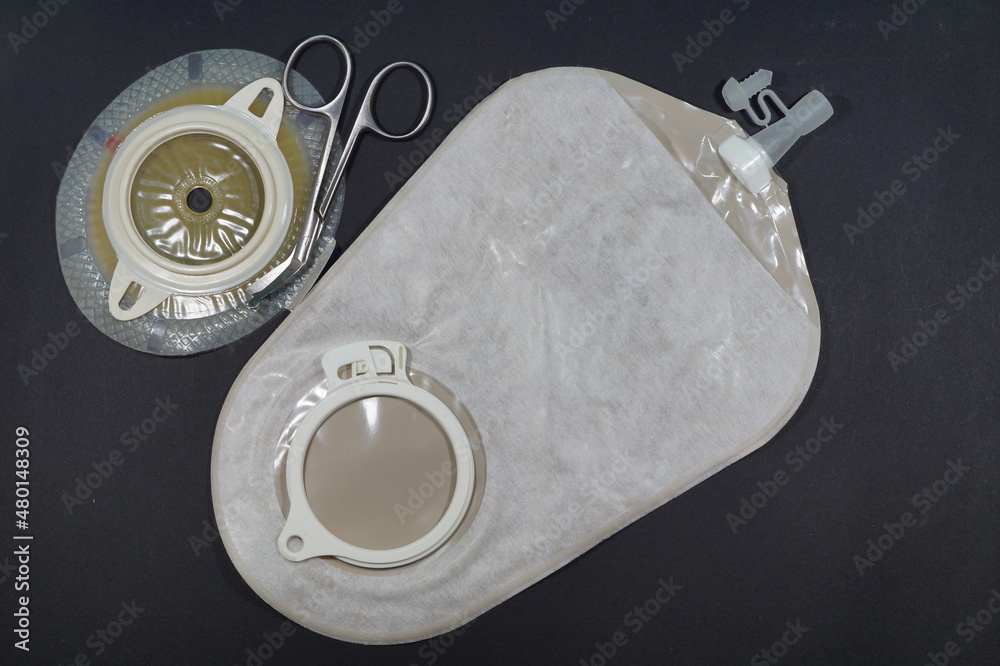 Urostomy and nephrostomy bag - Ostomy medical care equipmen: Two-piece ...