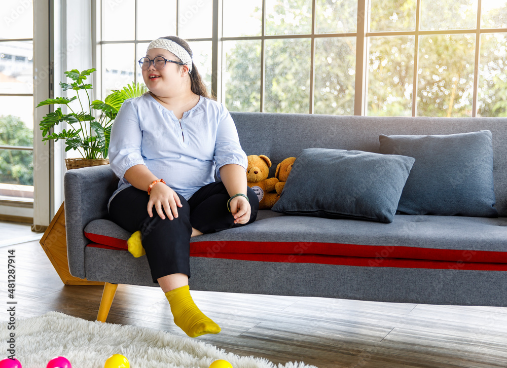 Stockfoto Portrait close up shot of Asian young happy chubby down ...