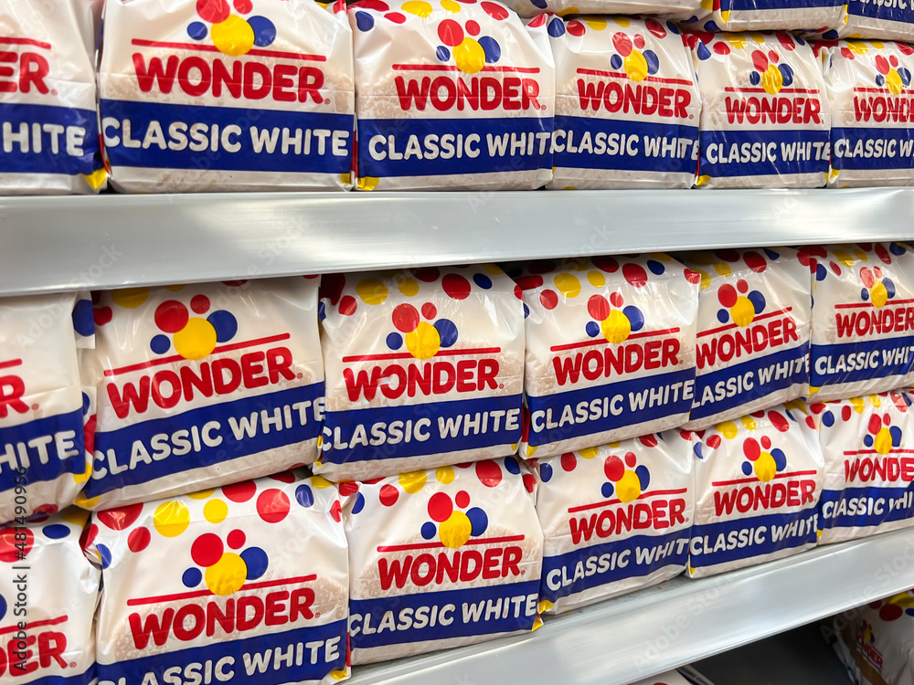 Orlando, Fl, USA - January 19, 2022: Wonder classic white Bread loaves ...