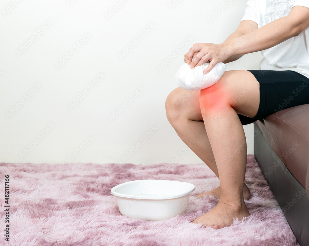 Human leg osteoarthritis inflammation of bone joints cold compress ...