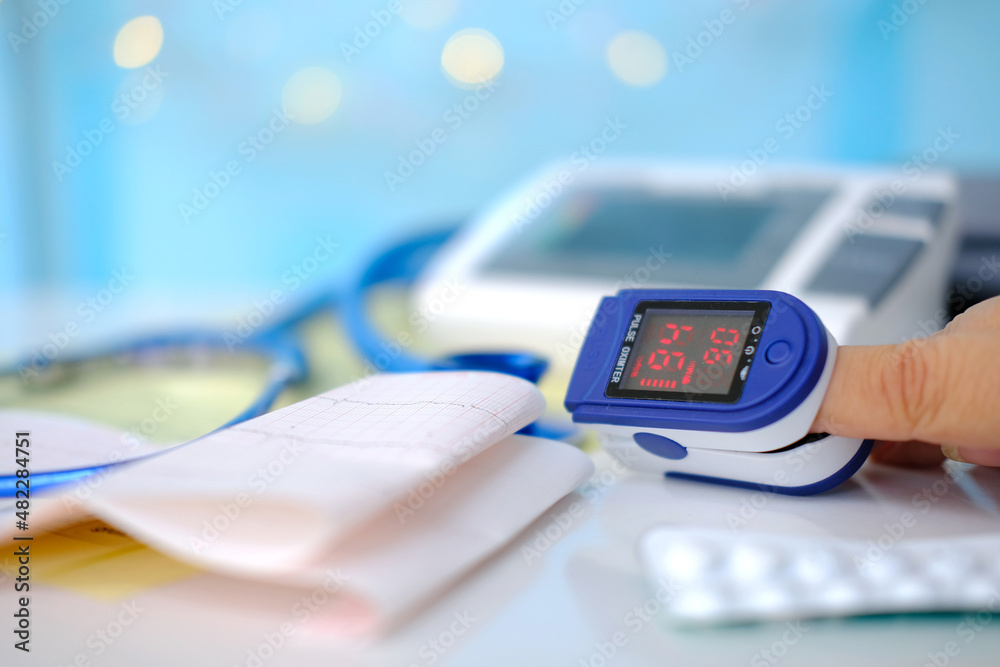 stethoscope, medical device pulse oximeter for measuring oxygen in the ...