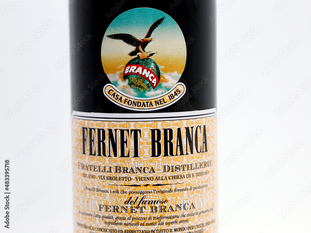 Foto de Fernet Branca. Fratelli Branca Distilleries. Bottle of ...