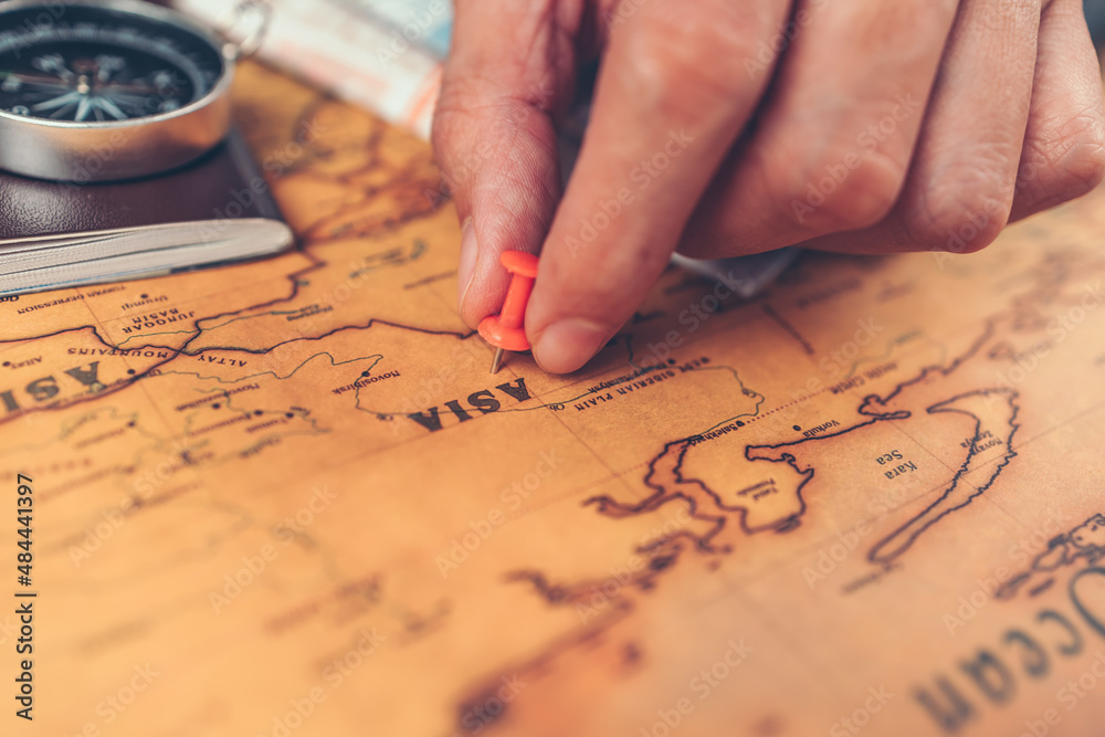 Tourist pin and point for planning vacation, holiday with the help ...