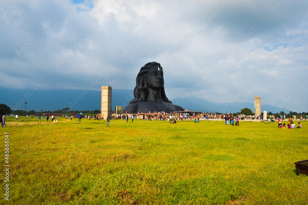 ISHA YOGA BEAUTIFUL SCULPTURE ADIYOGI LORD SHIVA STATUE WITH BLUE SKY ...