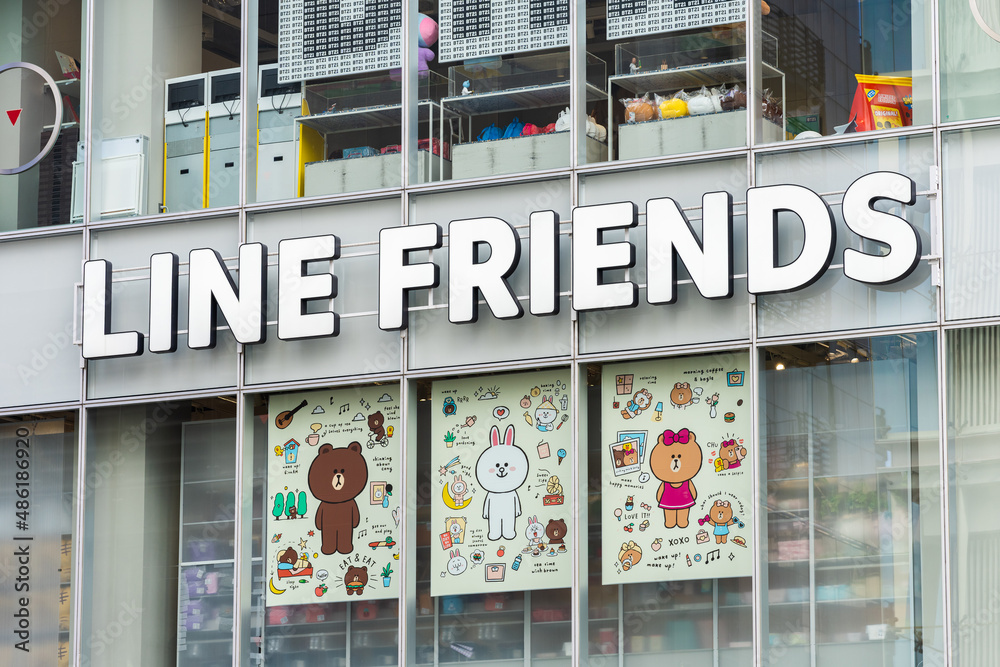 LINE FRIENDS FLAGSHIP STORE HARAJUKU Stock Photo | Adobe Stock