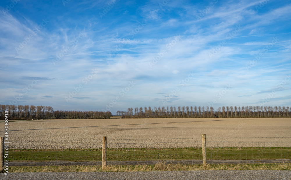 Zaorane pole, przegotowane do zasiewu. Stock-Foto | Adobe Stock