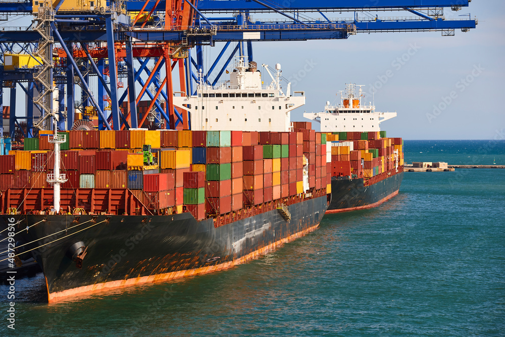 Containers on a vessel. Global market. Cargo shipping. Logistic Stock ...