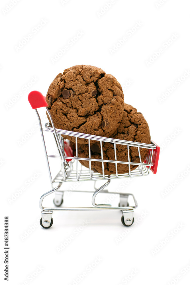Chocolate chip cookies lie in a cart on a white background. Chocolate ...