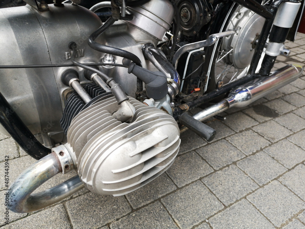 Zweizylinder Boxermotor einer deutschen Motorrad Legende der Fünfziger ...