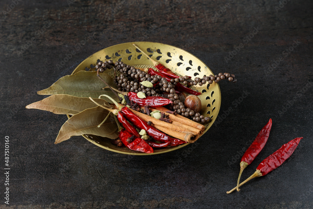 Indian spices for Indian cooking Masala hot spicy curry whole spices ...