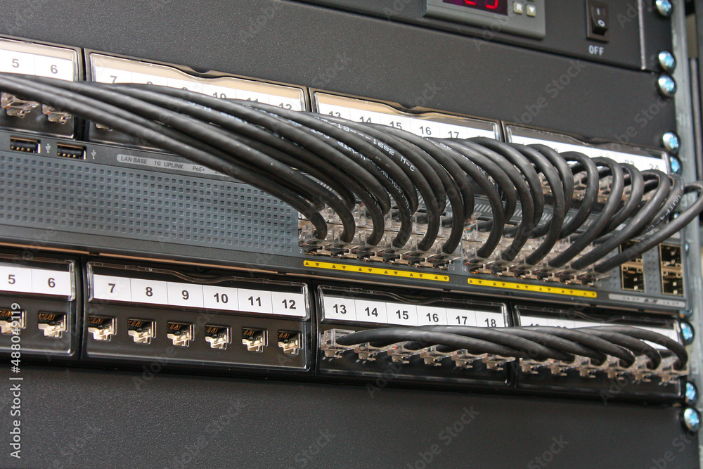 Connecting an Ethernet switch using patch cords with RJ45 connectors ...