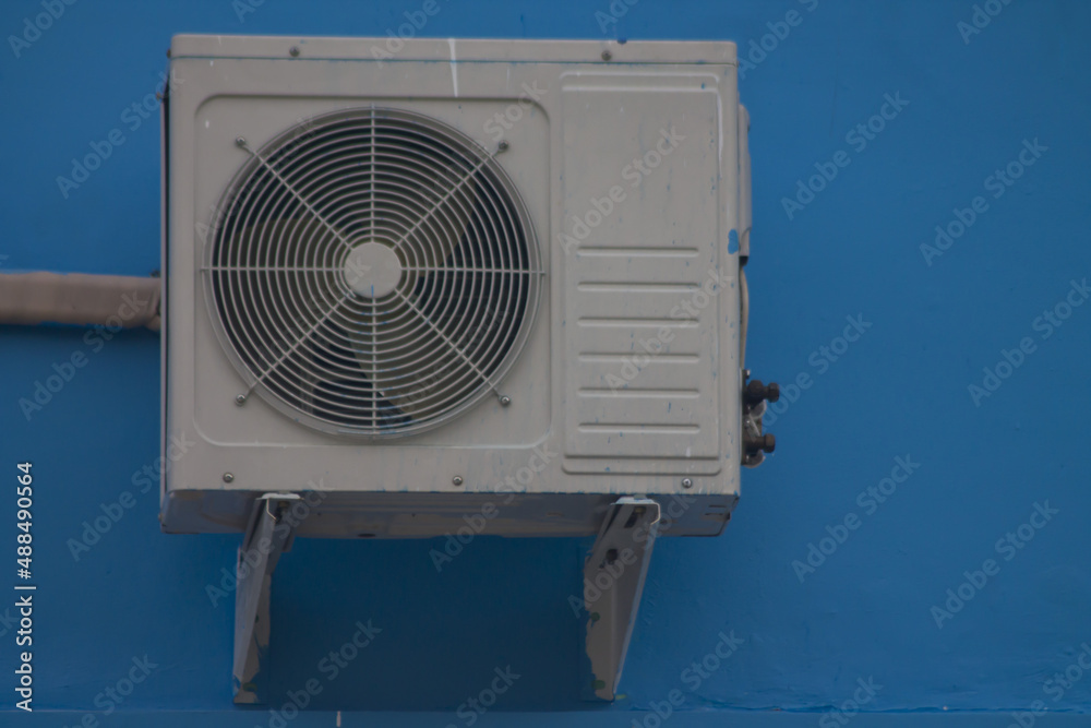 Condensing unit of air conditioning systems. Condensing unit installed ...
