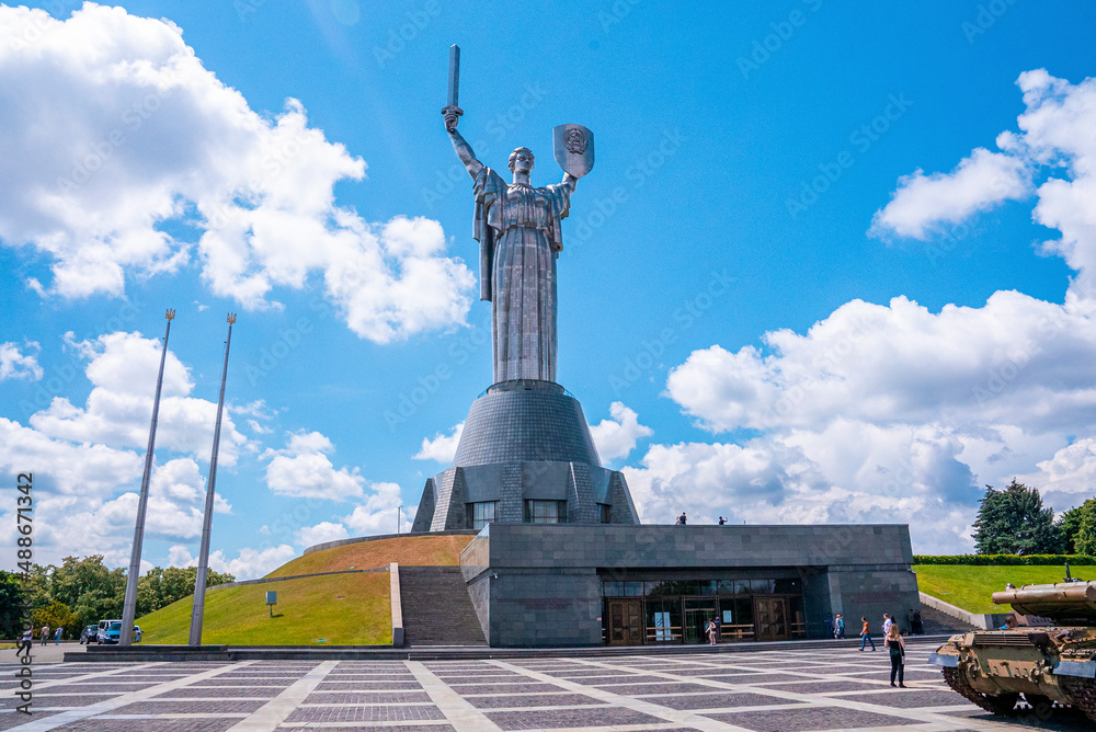 Kyiv, Ukraine. July 20, 2021. The Motherland Monument and WW2 tank on ...