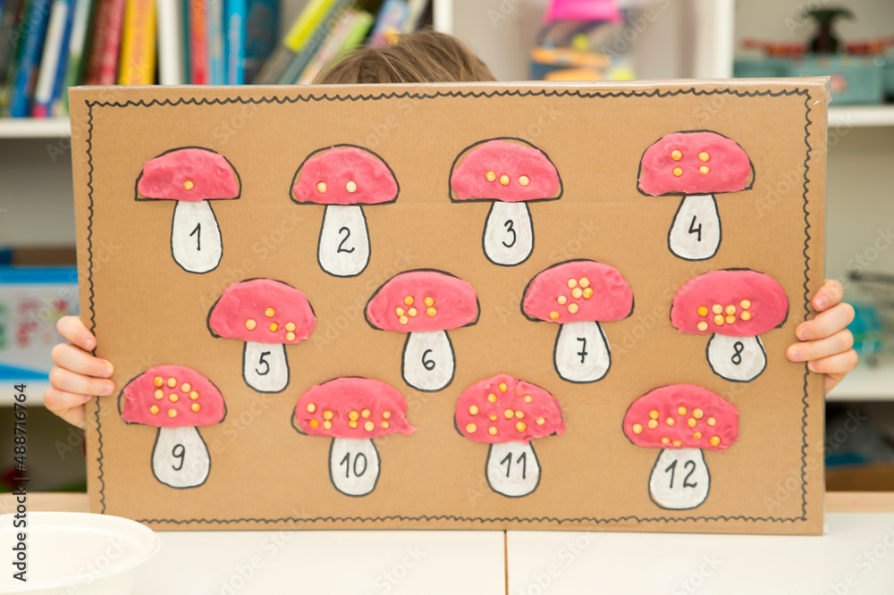 Kid learns to count. Logical tasks for the preschool class. Child ...