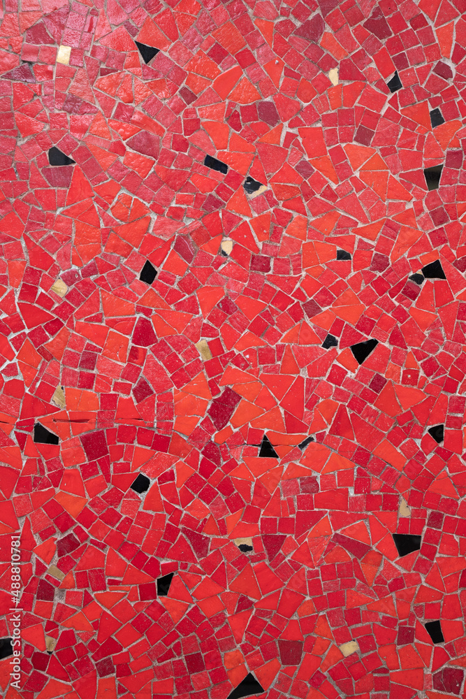 Mur en mosaïque rouge pouvant servir d'arrière plan ou de fond texturé ...