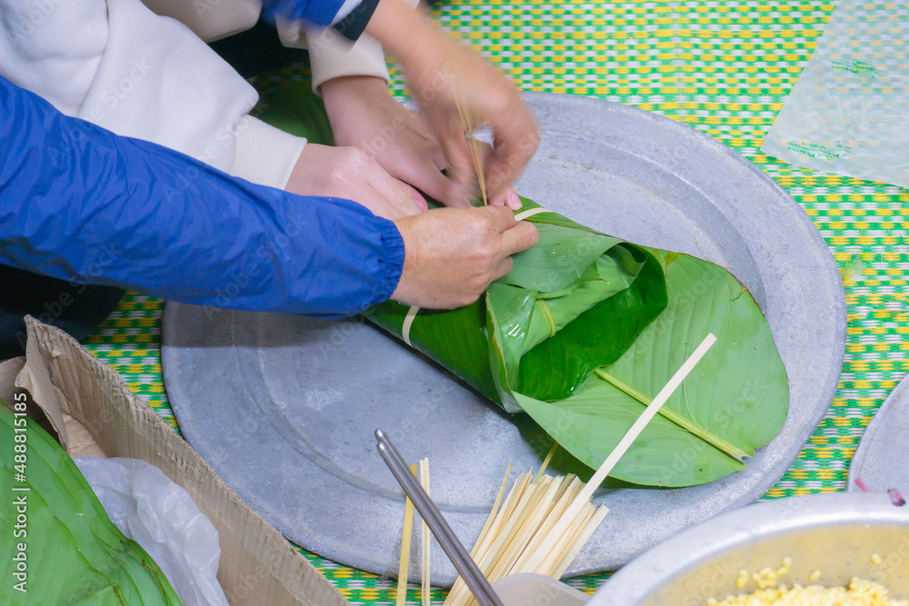 Making chung cake - A traditional food in Tet holiday- Vietnam ...