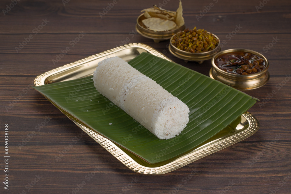 Puttu /Raw rice puttu/Arisi Maavu Puttu -Kerala special breakfast items ...