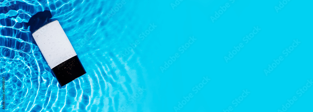 Banner fashion trendy bottle of perfume toilet water diffuser blue ...