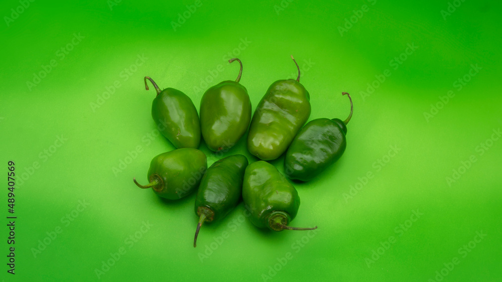 Locoto / Rocoto, capsicum pubescens es una especie de planta herbácea ...