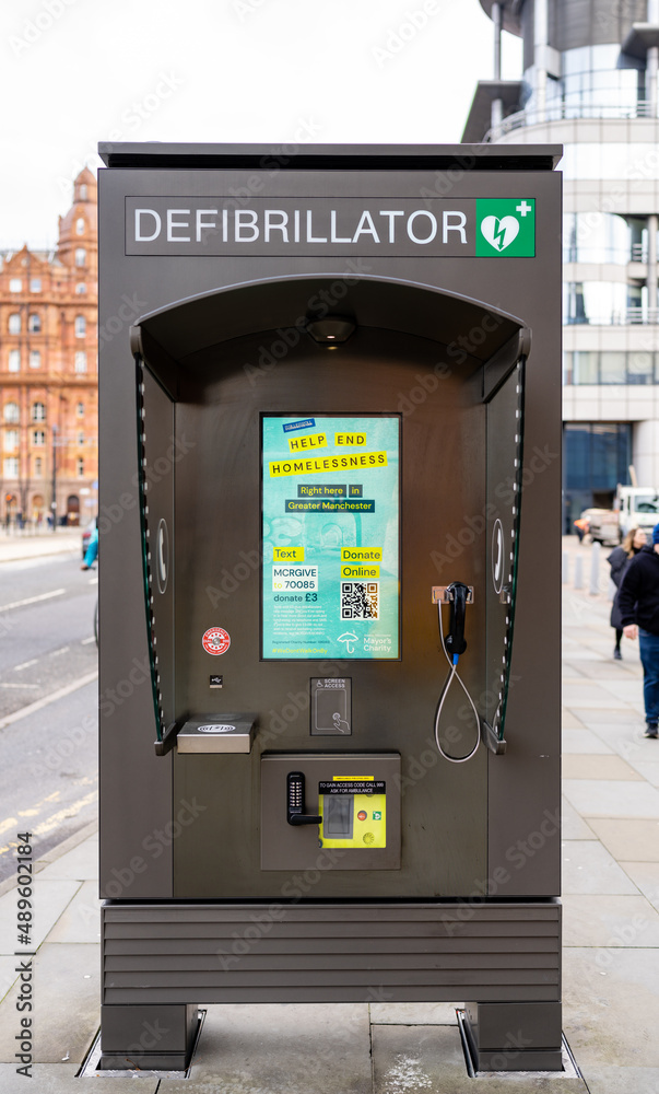 public defibrillator booth for emergency use heart attacks by the road ...