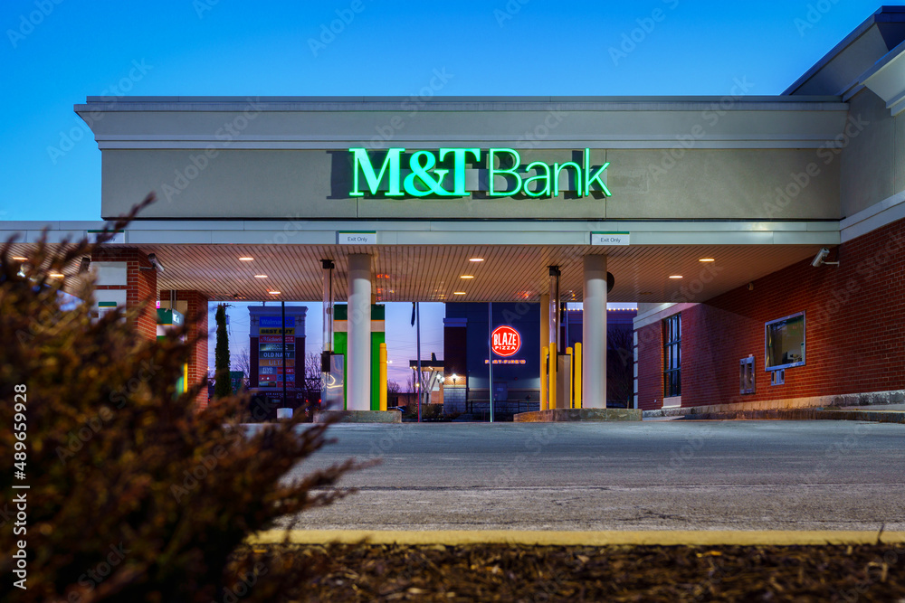 New Hartford, New York - Feb 24, 2022: Closeup View of M&T Bank ...